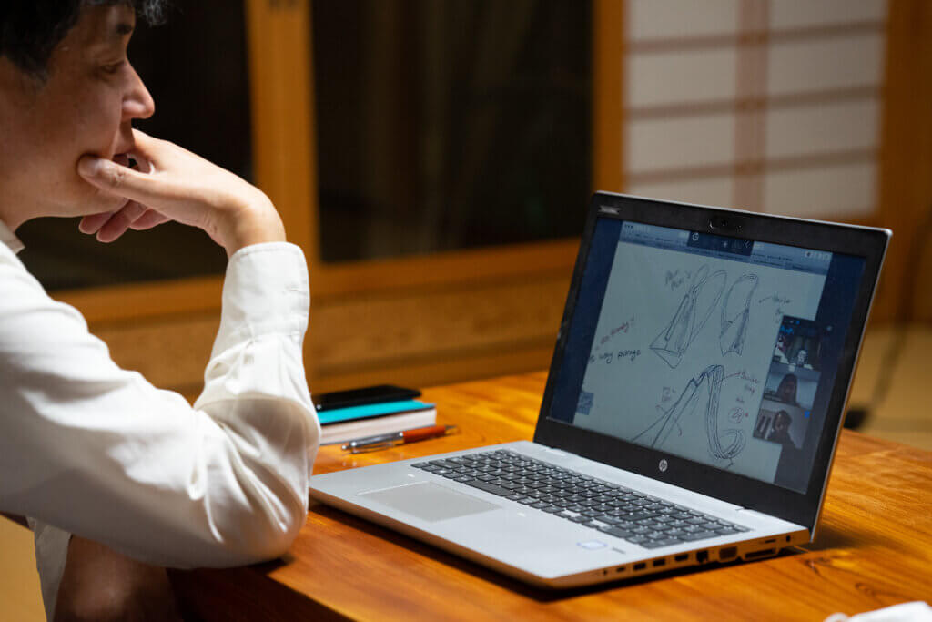 A drop of water 1 - Spring | TANGO CREATION PLATFORM